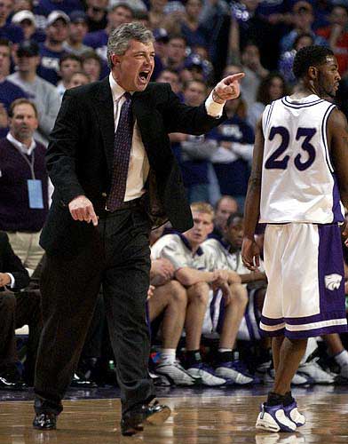 KU wins ‘Catfight – Kansas 98, Kansas State 71 | News, Sports, Jobs ...